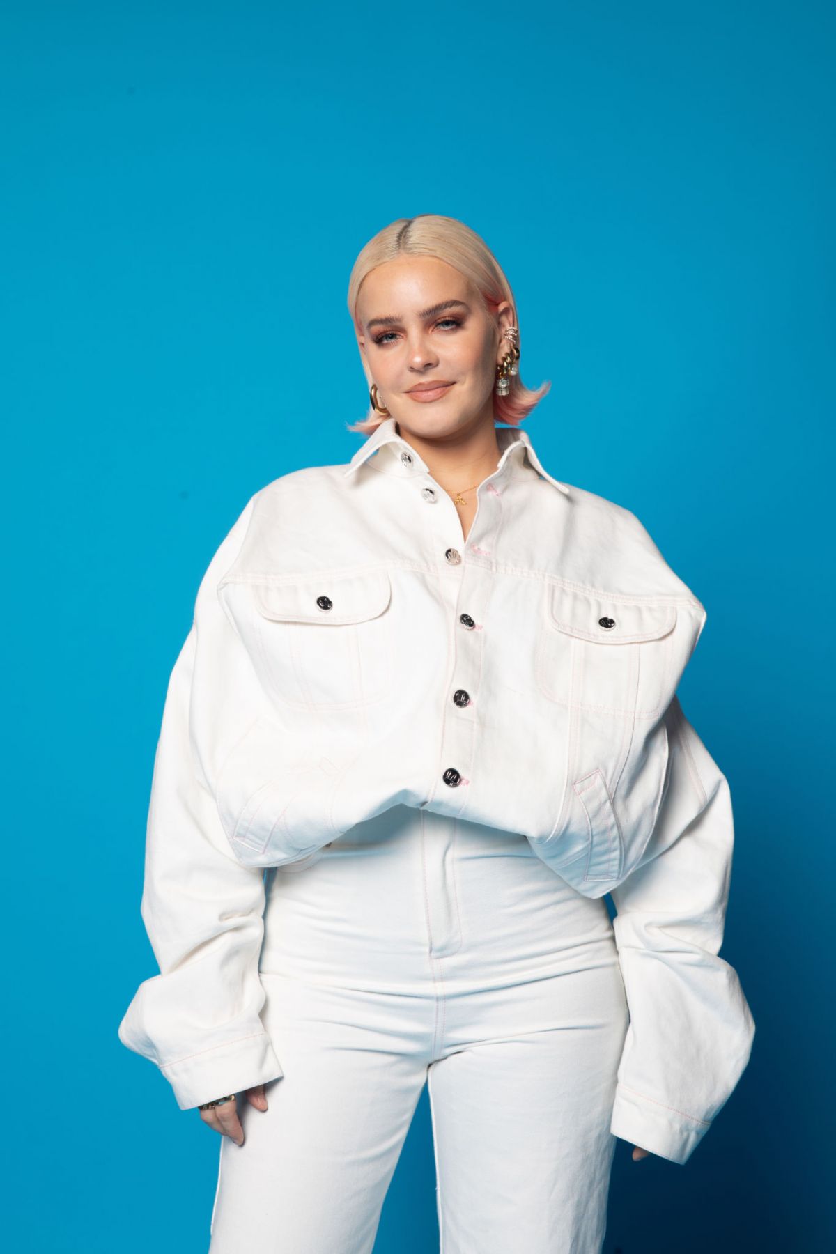 Portrait d'Anne-Marie au Concert pour l'Ukraine - 11 avril 2022