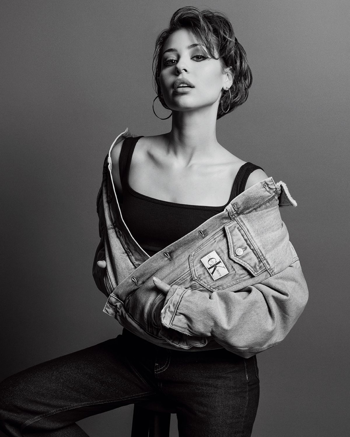 Alexa Demie sexy en shooting pour Calvin Klein - 17 août 2023